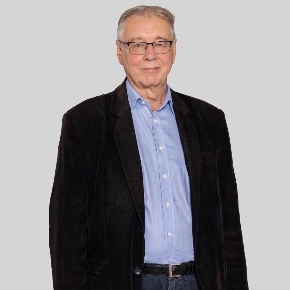 Prof. Dr. Halász Gábor